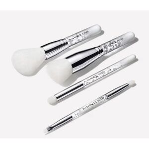 MAC Cosmetics | Makeup | Mac Brush Set Snow Essential 5pc Kit Bag Set ...